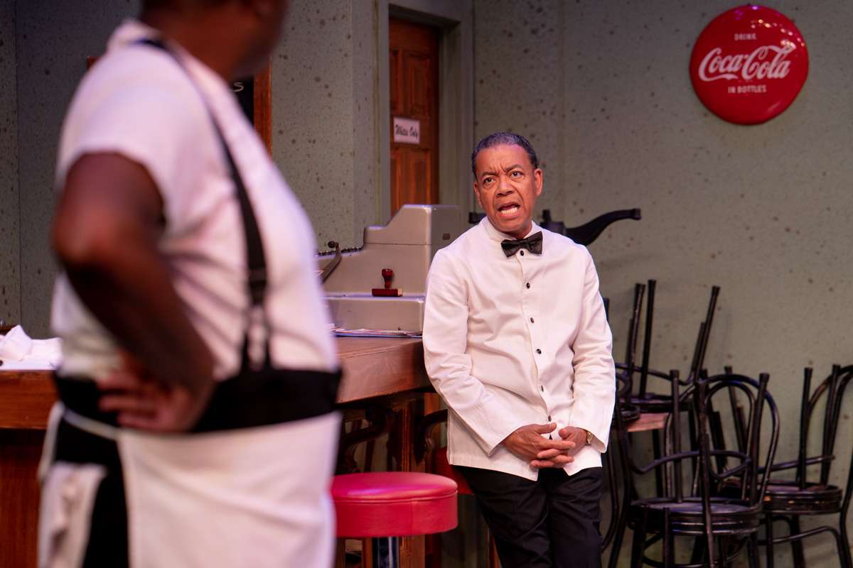 Kansas City Actors Theatre – Classically trained actors. Classic plays.